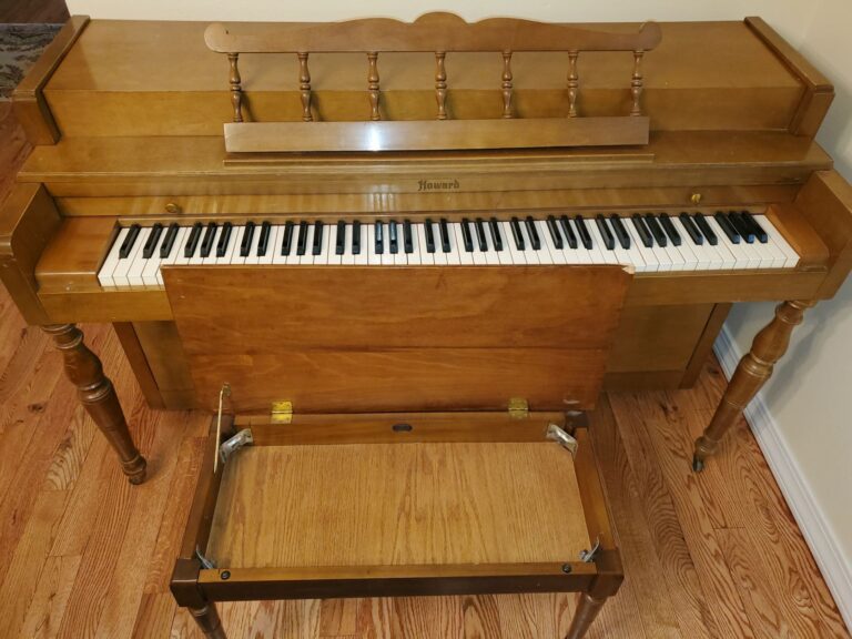 Free Piano in Colorado Springs, Colorado: Upright Howard piano with ...