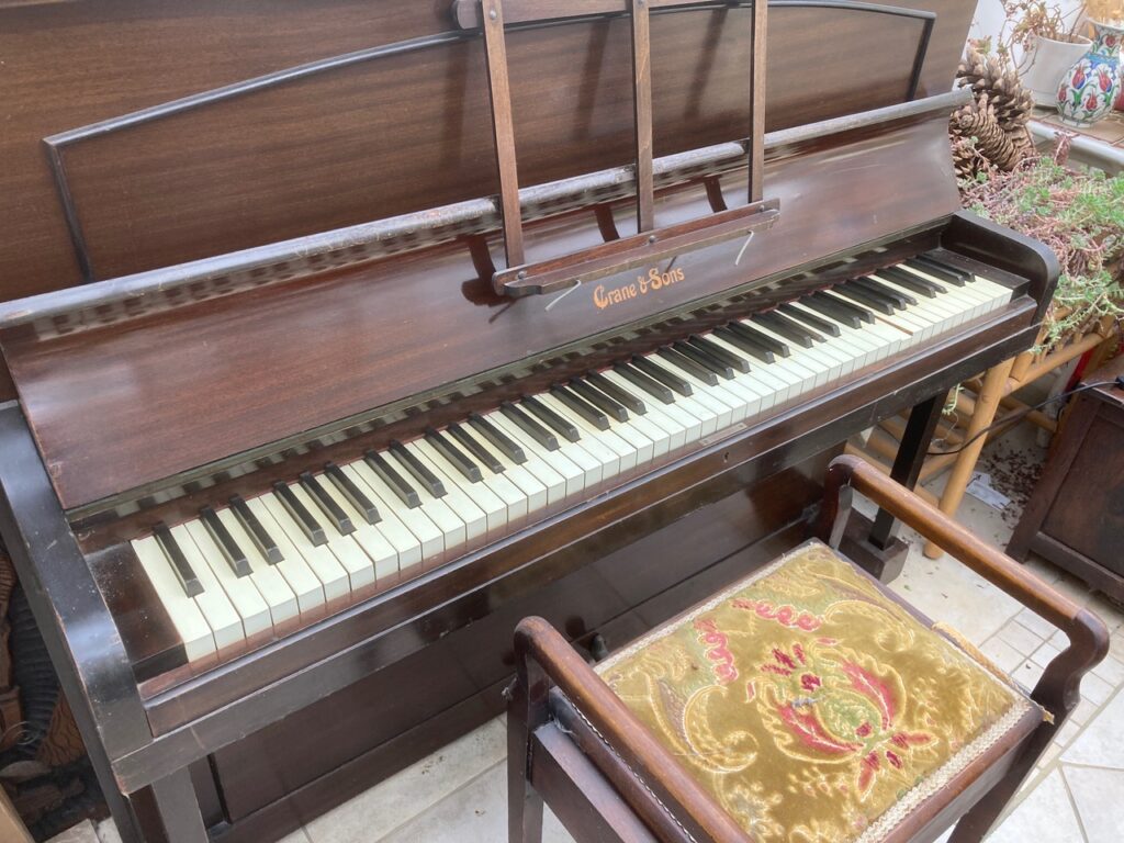 Free Piano in London Borough of Richmond upon Thames, Greater London ...
